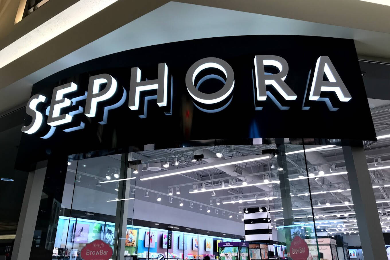 Workers at Sephora cosmetics in Kamloops to hold strike vote | Barriere ...